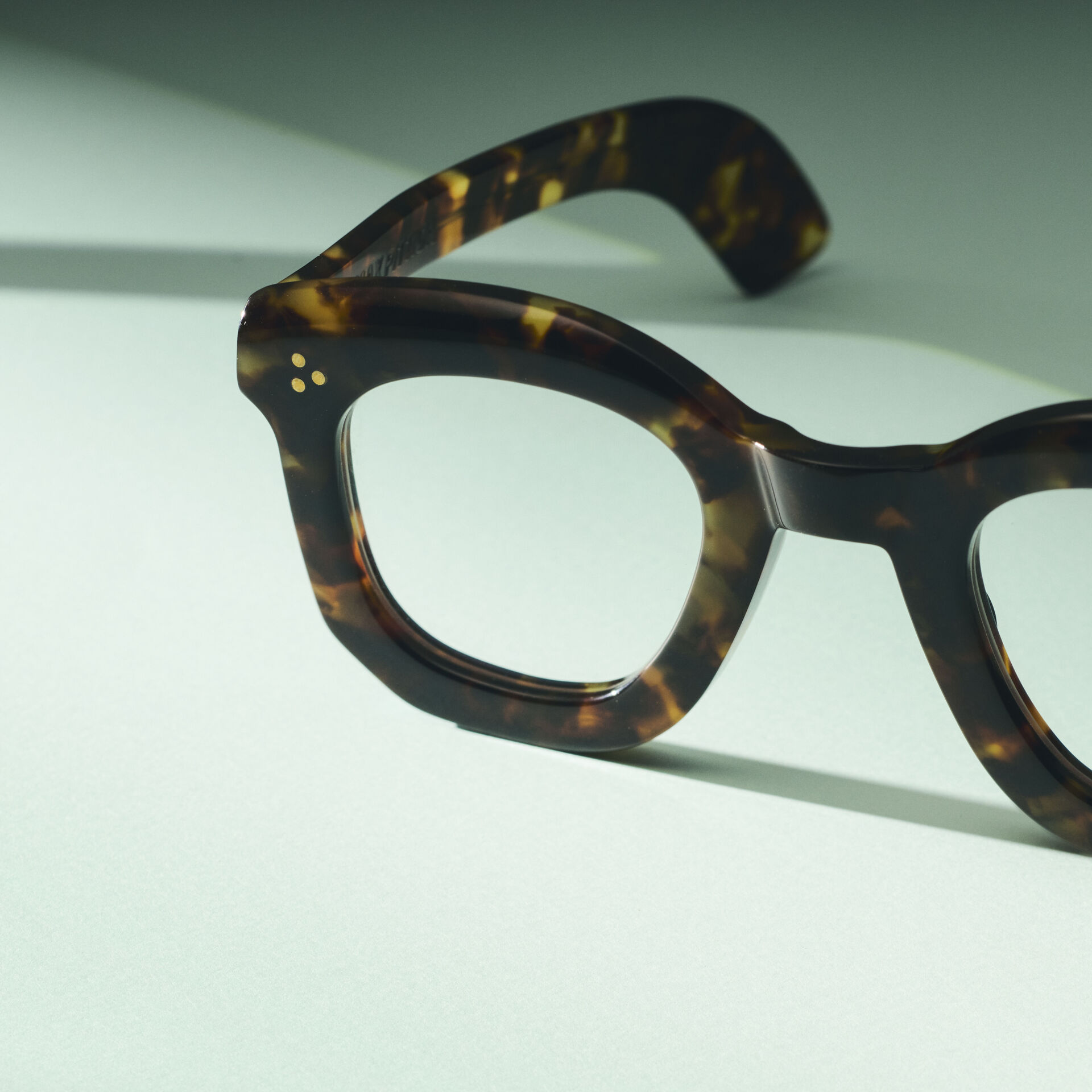 【MAX PITTION】お取扱いスタート | BLOG | 月島で新しい自分に出会えるメガネ店・DOWNTOWN ｜ 新たな発見を